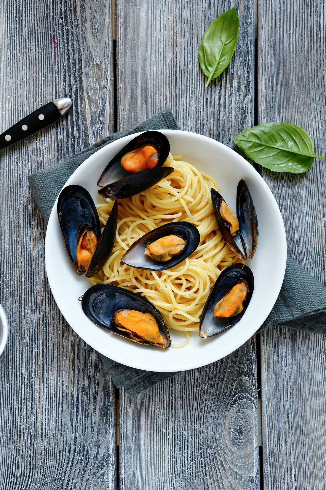 Mussels-on the Half Shell – New York Steak & Seafood Co.